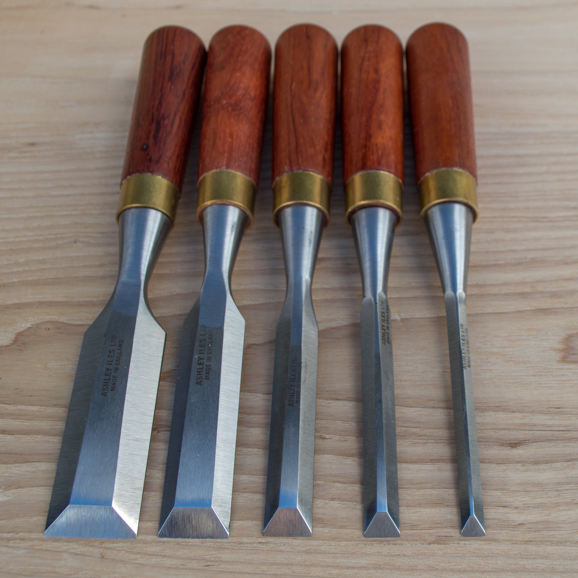 Ashley Iles MKII Butt Chisels 1/8" (3mm) - Classic Hand Tools Limited