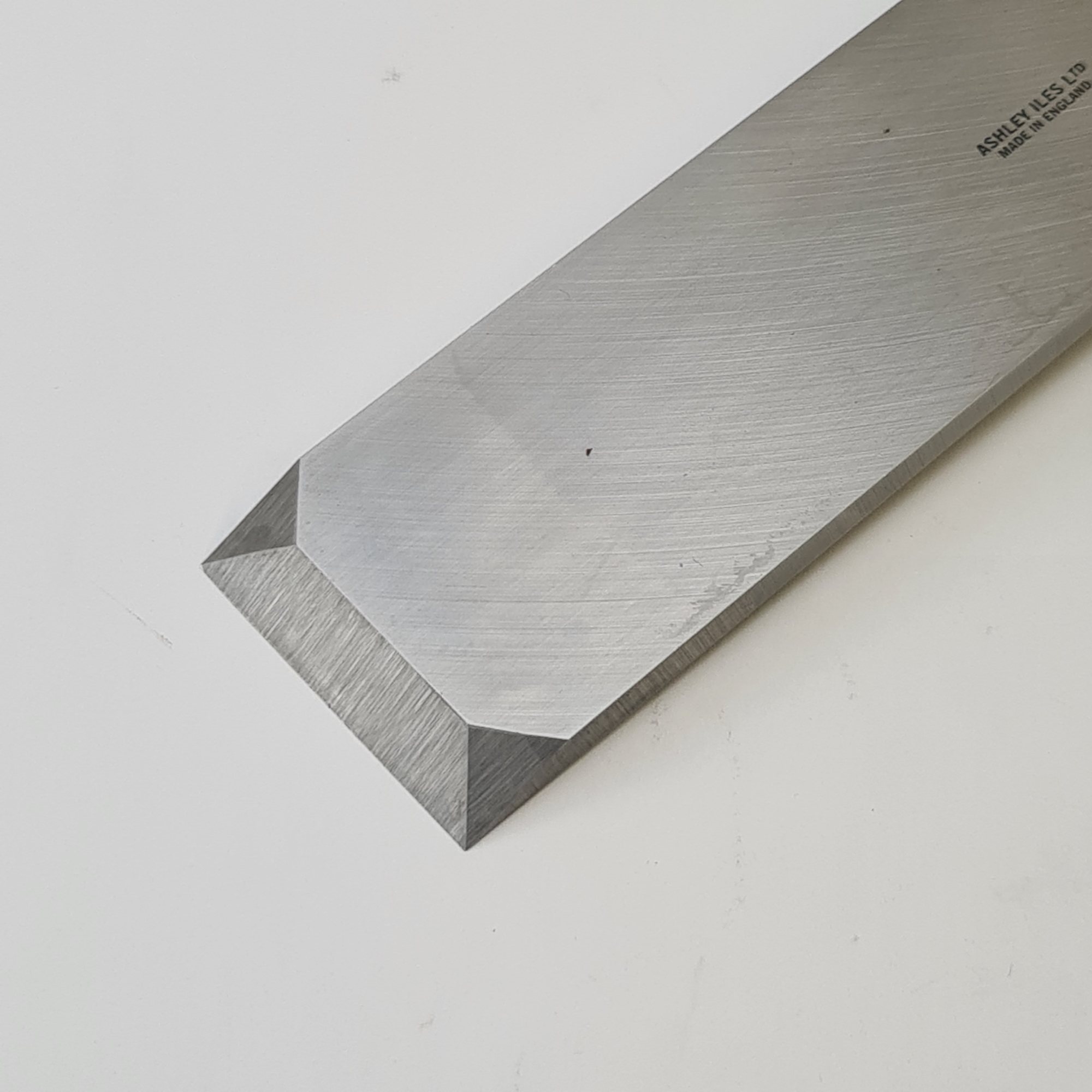Ashley Iles 2" Flat Chisel - Classic Hand Tools Limited