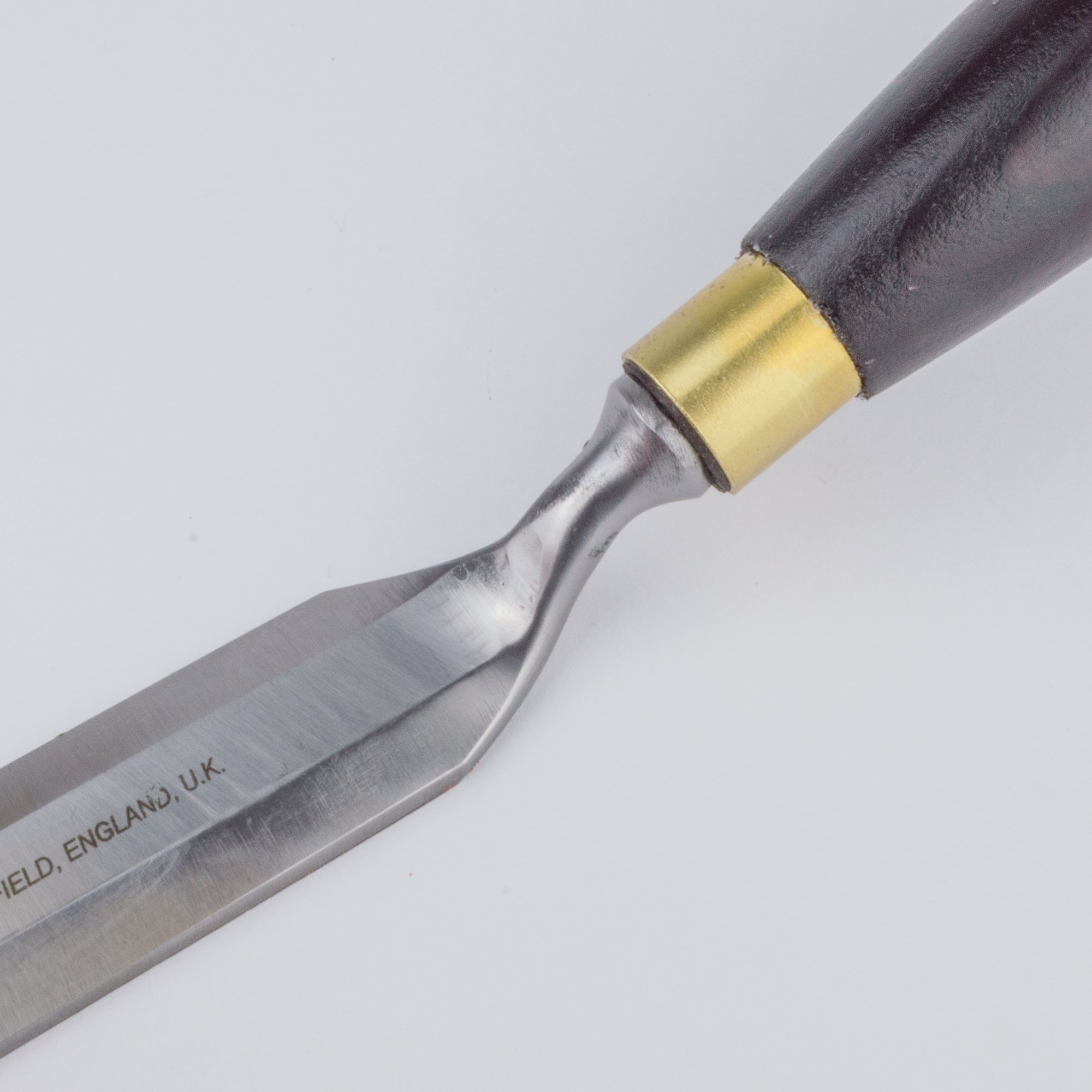 Henry Taylor Short Cranked Bevel Edged Chisel - 1/4" - F61 - Classic ...