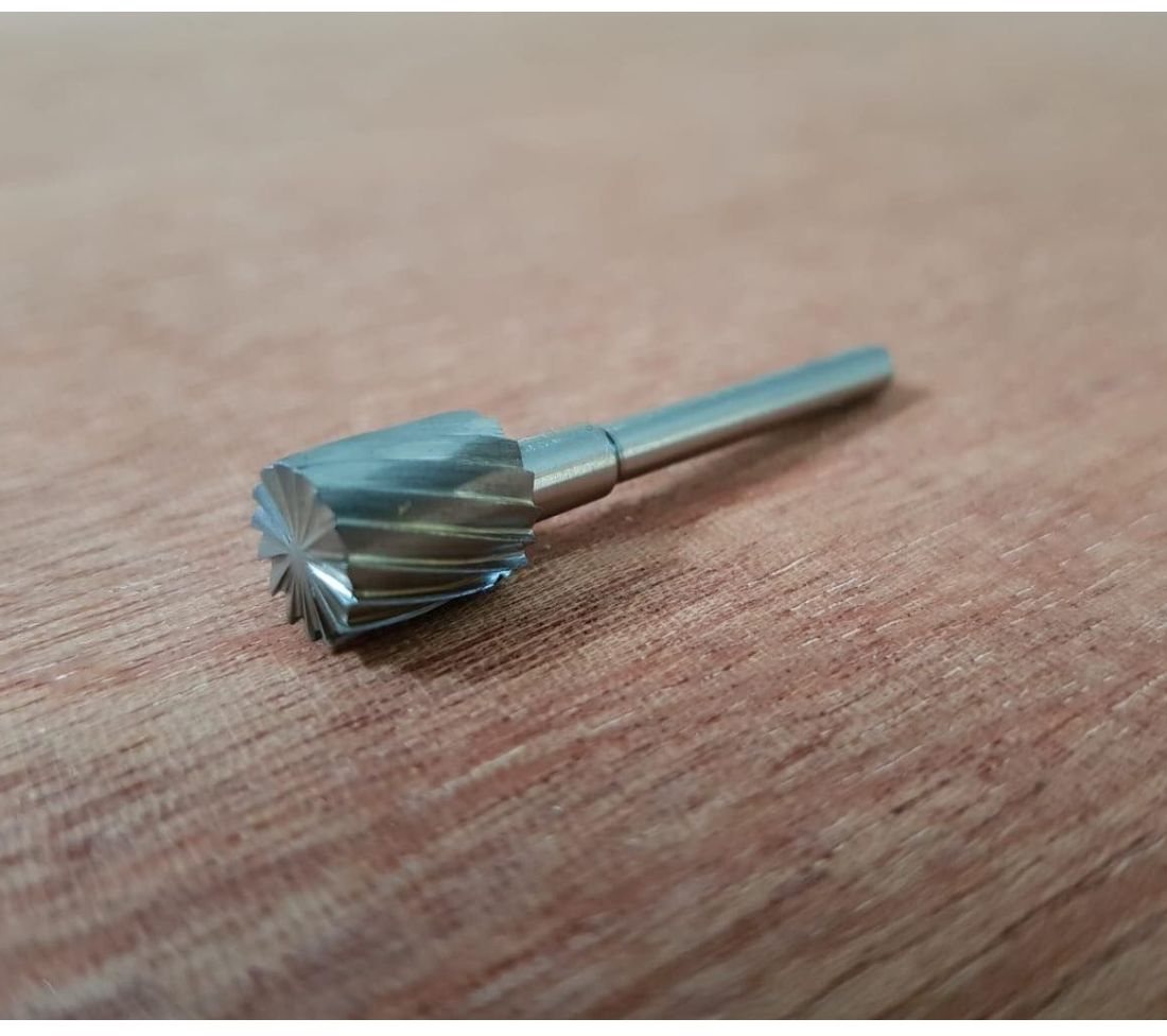 The Decorating Elf - Cylinder Cutter - Classic Hand Tools Limited