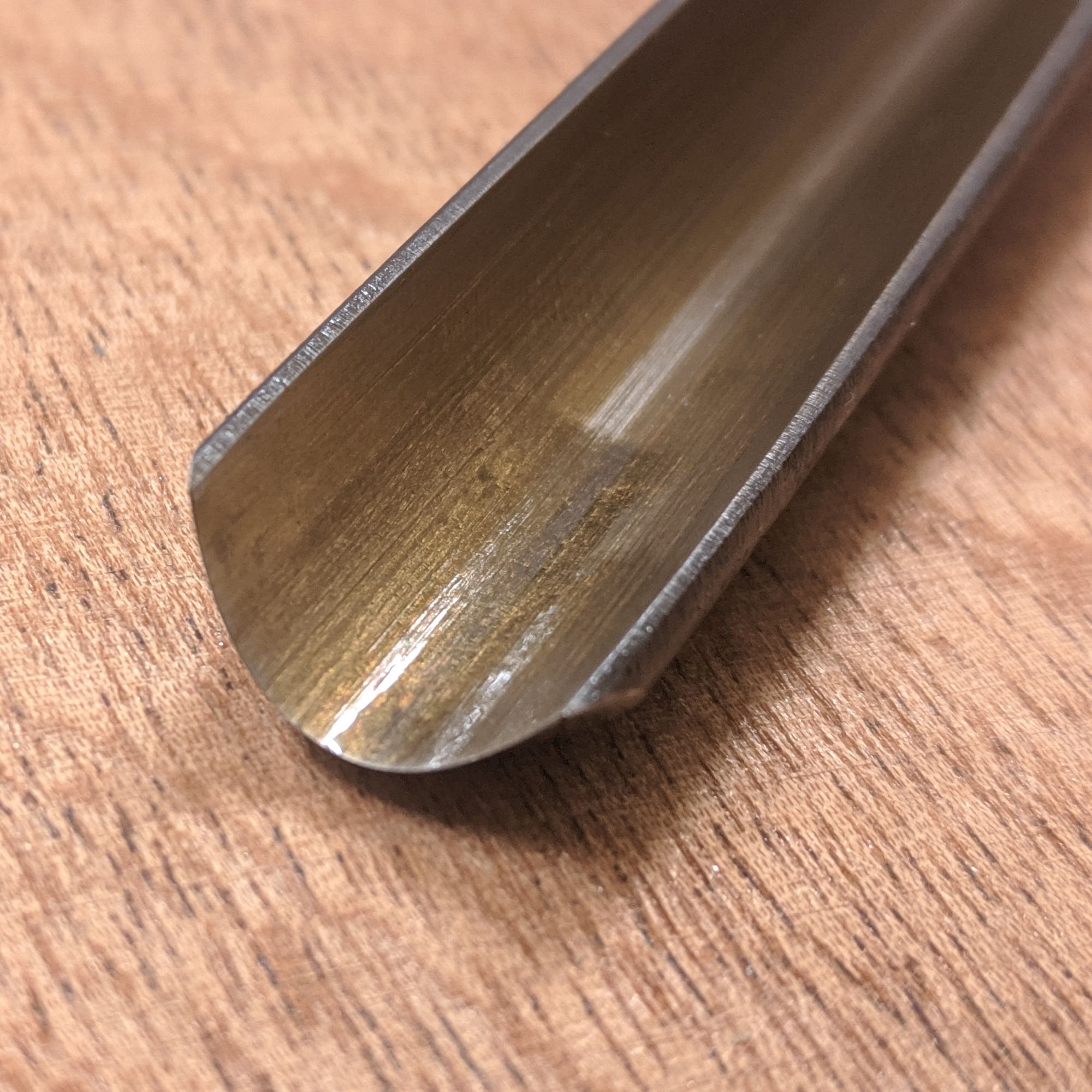 Henry Taylor No.9 Straight Gouge - 2mm - Classic Hand Tools Limited