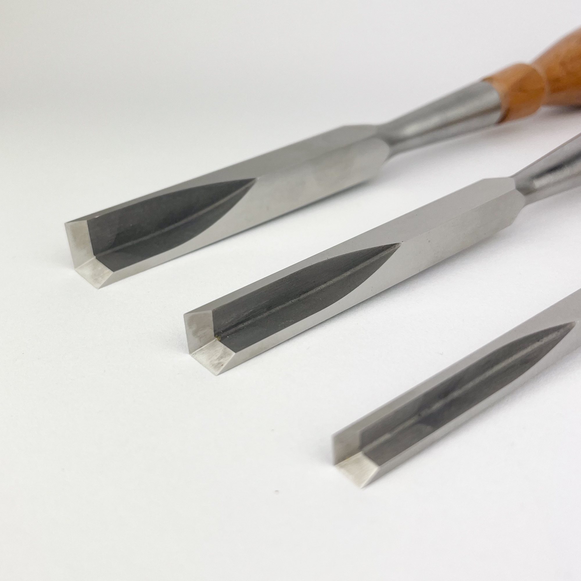 Friday Finds Lie Nielsen Toolworks - Corner Chisels [Preowned, Unused ...