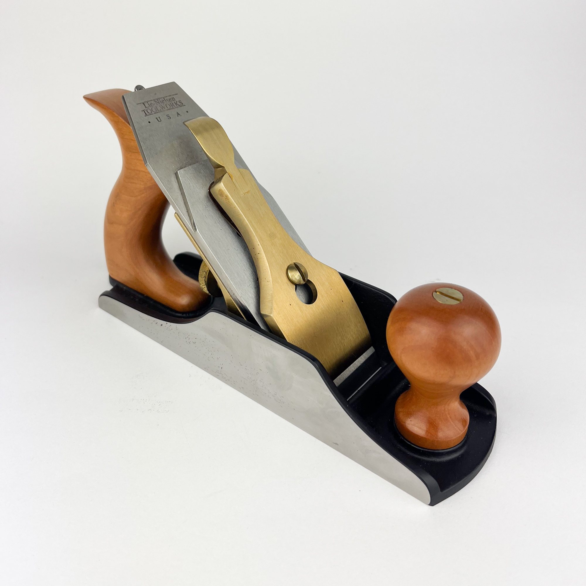 Friday Finds Lie-Nielsen Toolworks - No 4 Smoothing Plane (Iron ...