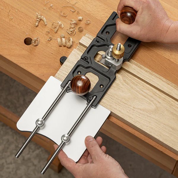 Blue Spruce Router Plane Fence - Classic Hand Tools Limited