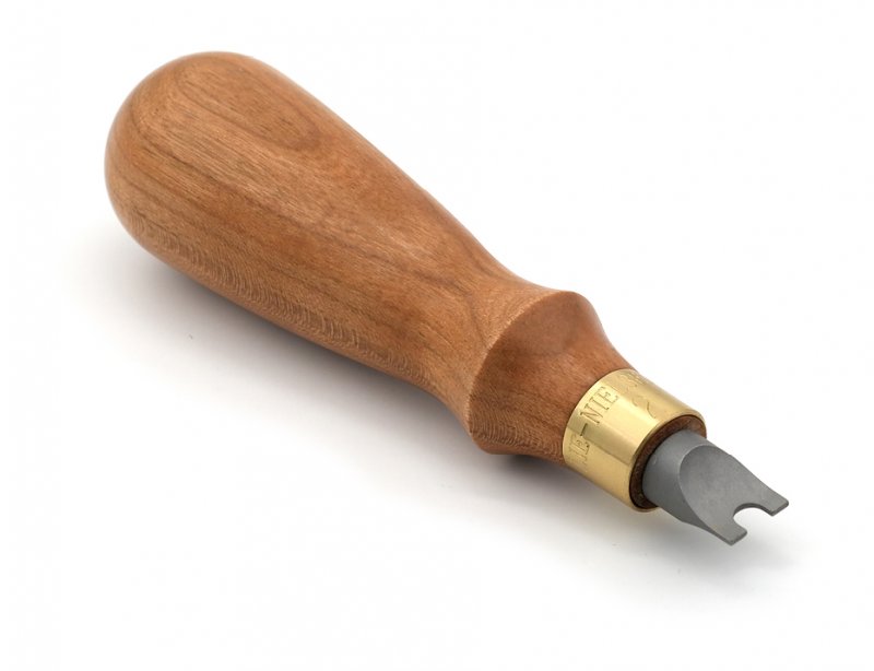 Lie Nielsen Screwdrivers with Cherry Handles