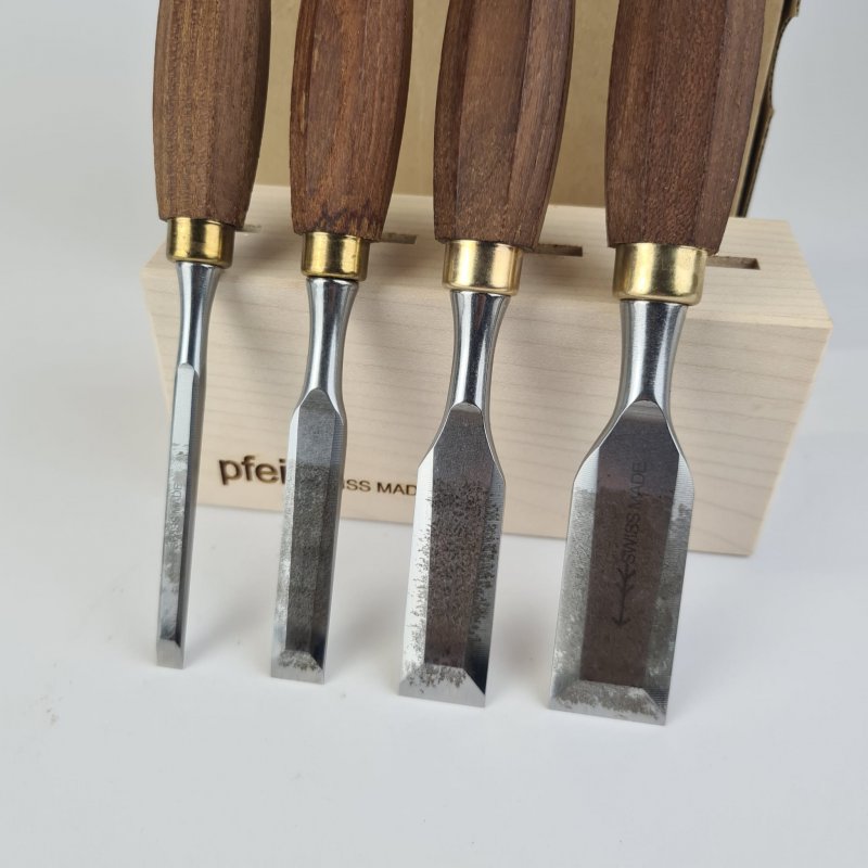 Friday Finds Set of 4 Butt Chisels - Pfeil Swiss Made [Preowned, SOLD] - Classic Hand Tools Limited