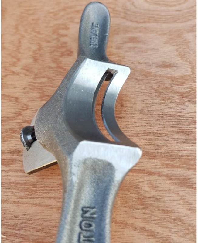 Clifton 550 10" Concave Spokeshave - Classic Hand Tools Limited